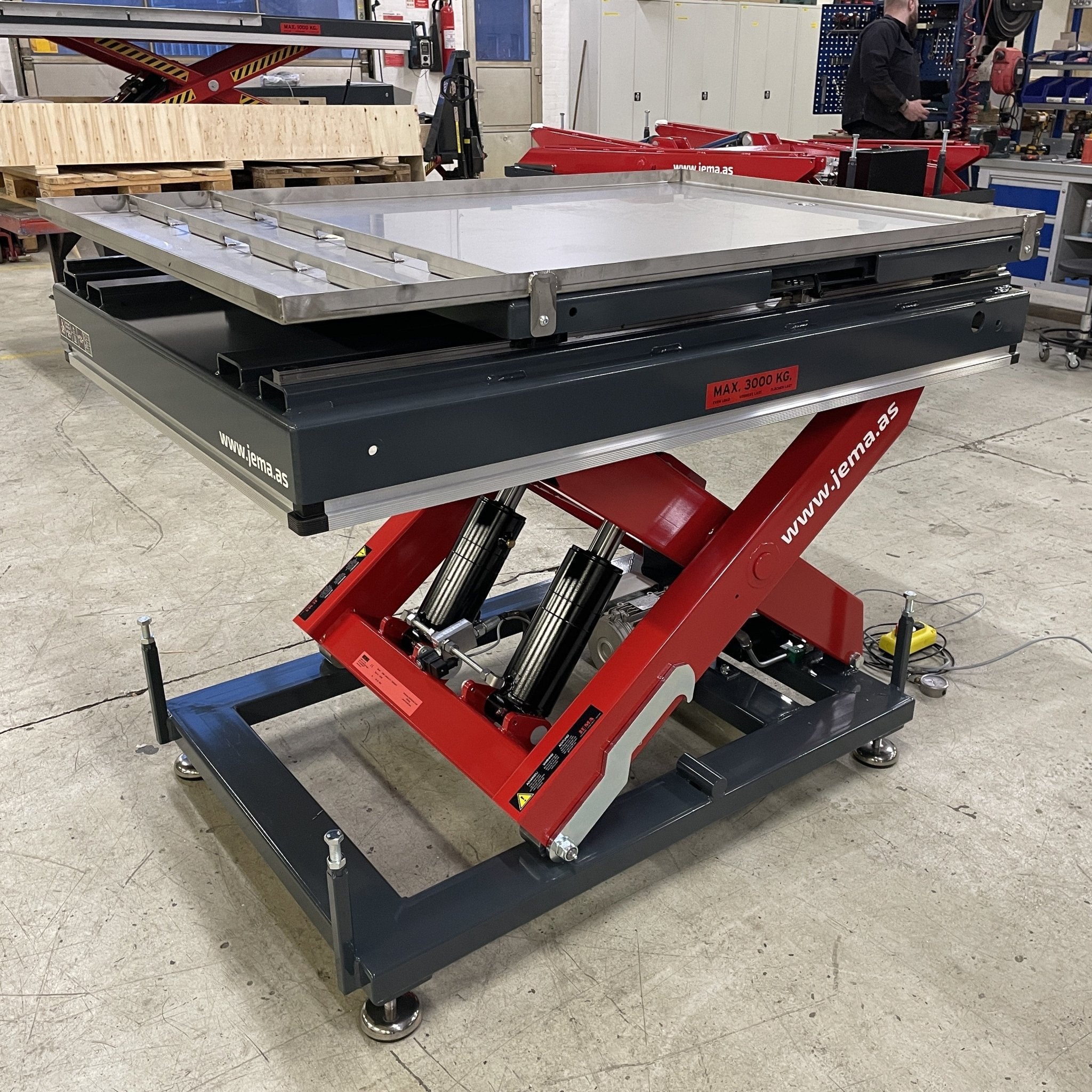 Lifting table for Alfa Laval – JEMA LIFT